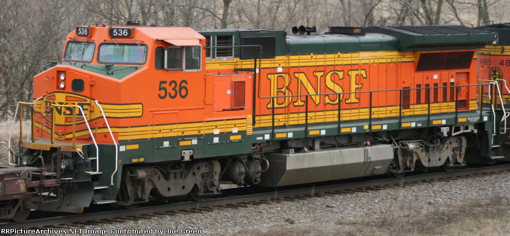 BNSF 536